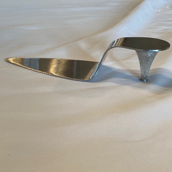 Dining | Stiletto Heel Cake Server | Poshmark
